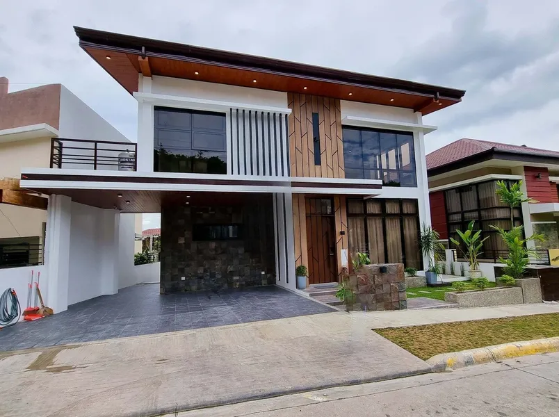 Villas with Pool View for Sale in Central Visayas