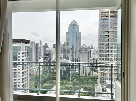 2 Bedroom Apartments for Rent in Pathum Wan, Bangkok