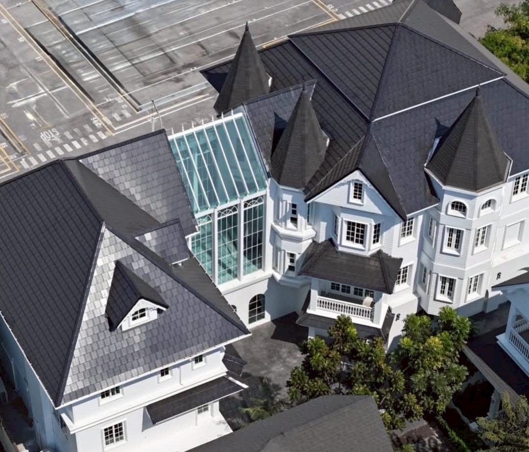 7 Bedroom Villa for Sale in Samrong Nuea, Samut Prakan for ฿85,000,000 ...