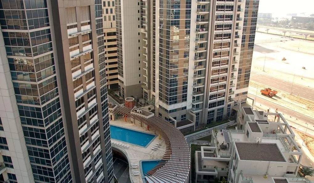 Executive Towers, Dubai - 1 condo's for sale and rent - Nuroa