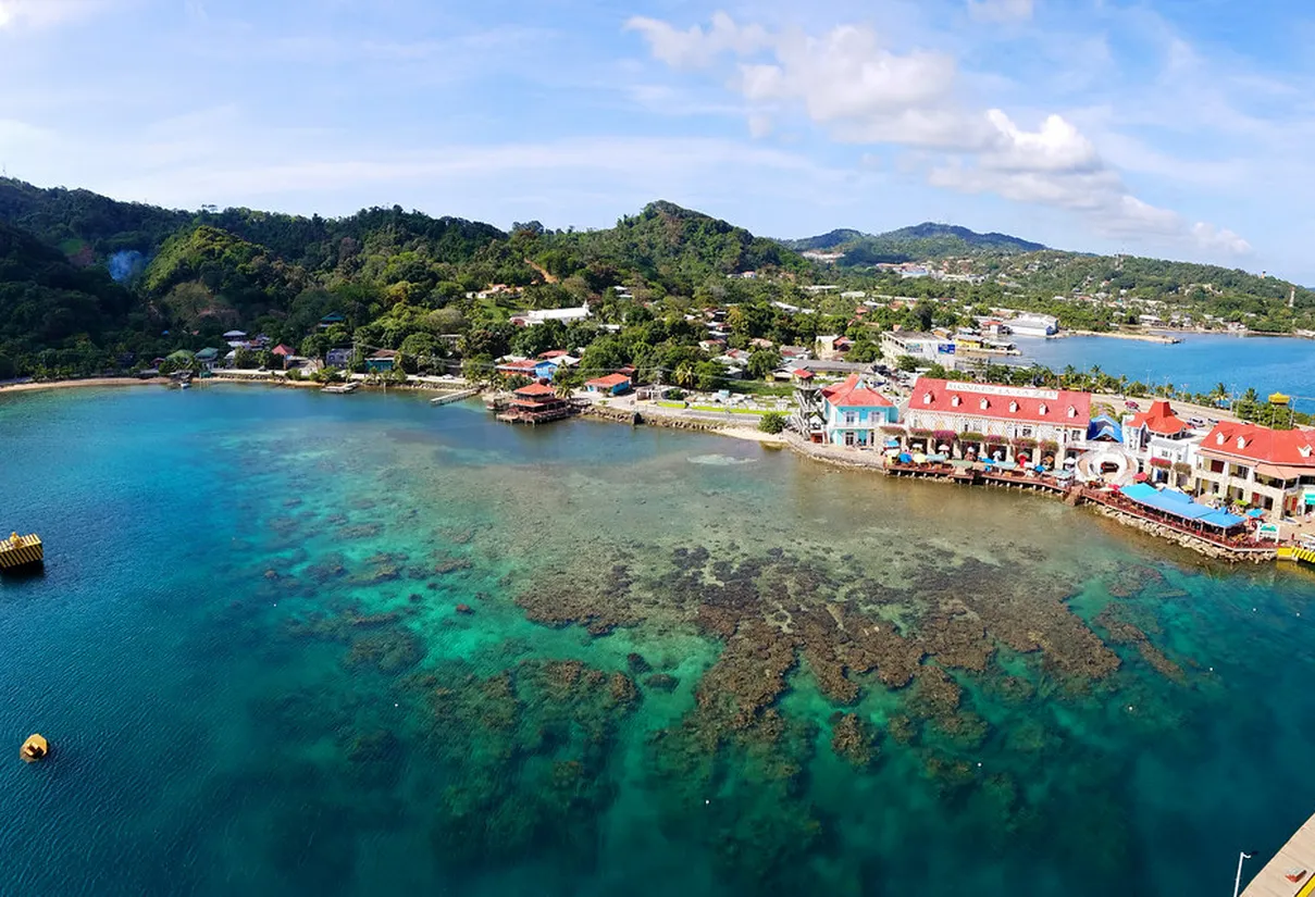 Duna Residences by | in Bay Islands