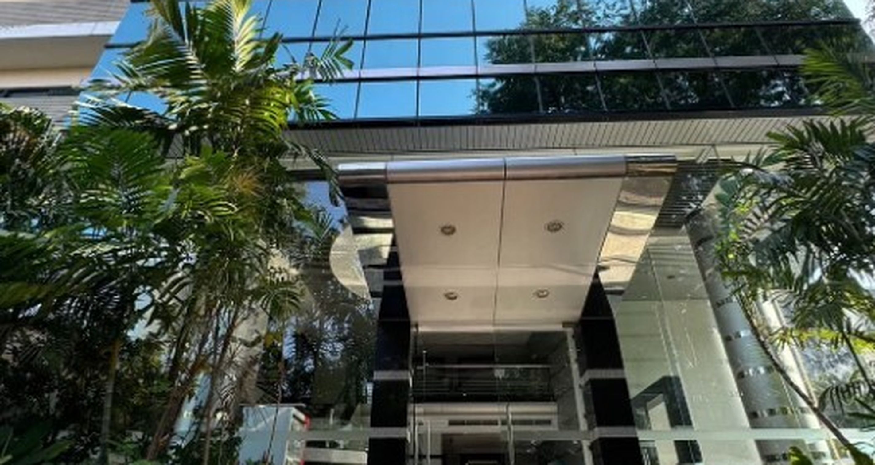 Permpoom Building - in Bangkok | SamuiTimes