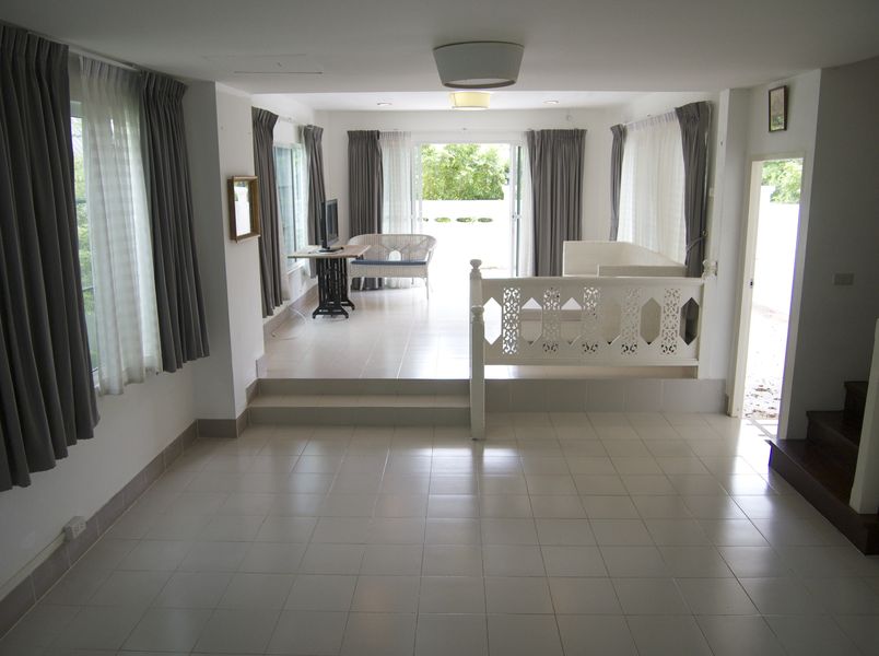 Häuser mit Direkt am Strand mieten nahe Khao Takiab Beach, Nong Kae