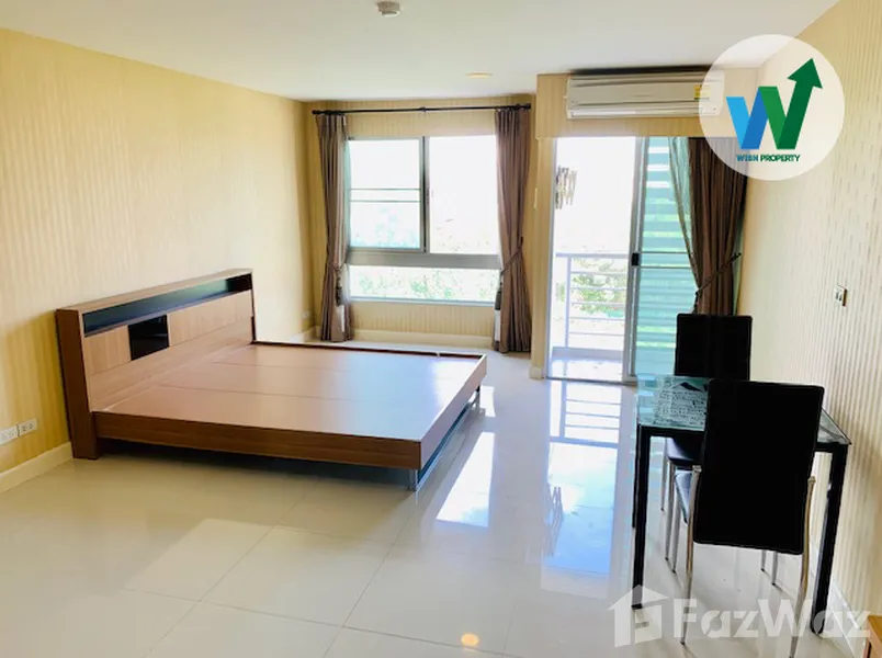 Apartments with Park View for Sale in Samut Prakan