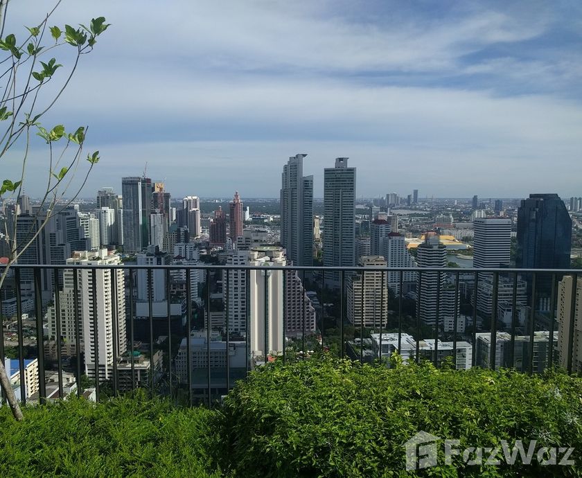 1 спален Кондо в аренду в Edge Sukhumvit 23 за 97,800 ₽ в месяц | U1855840