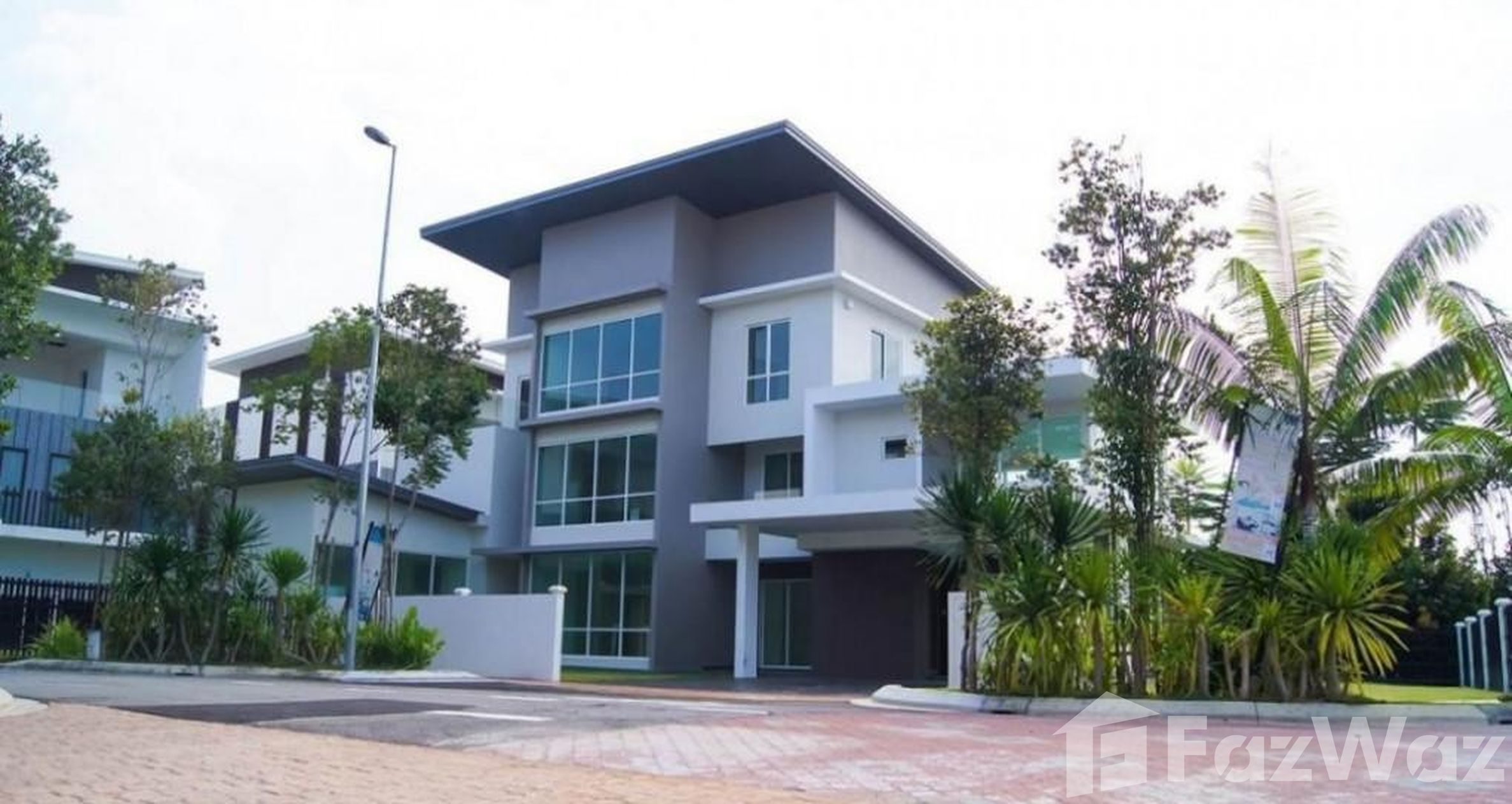 Mydiva Homes @ Perdana Lakeview East Cyberjaya - in Selangor | FazWaz.my