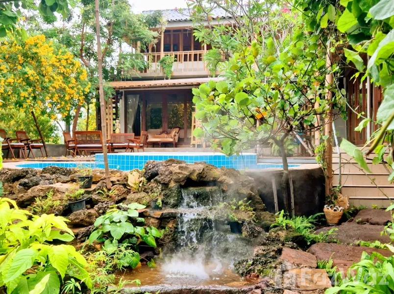 Retail spaces with Private Pool for Sale in Hua Hin City, Hua Hin