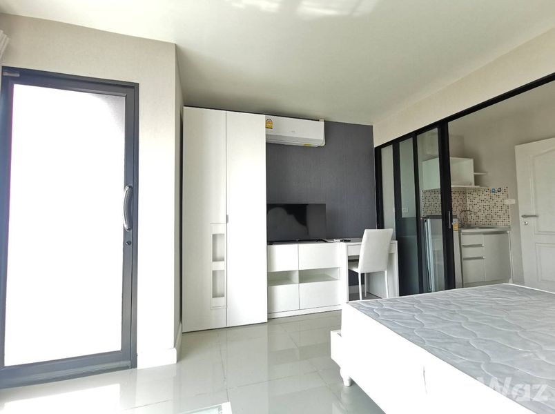 Apartments with Park View for Sale in Samut Prakan