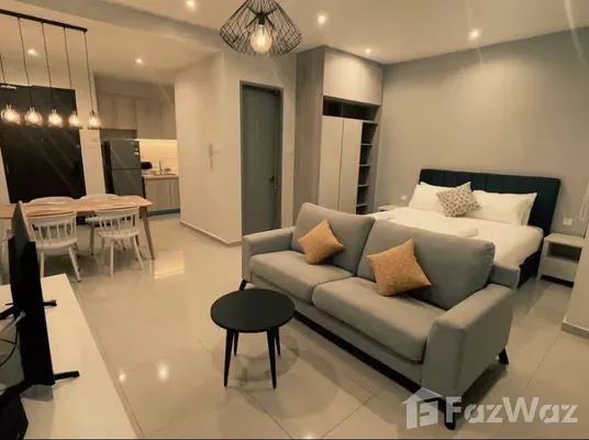 Studio Condos for Rent in Monk's hill, Newton