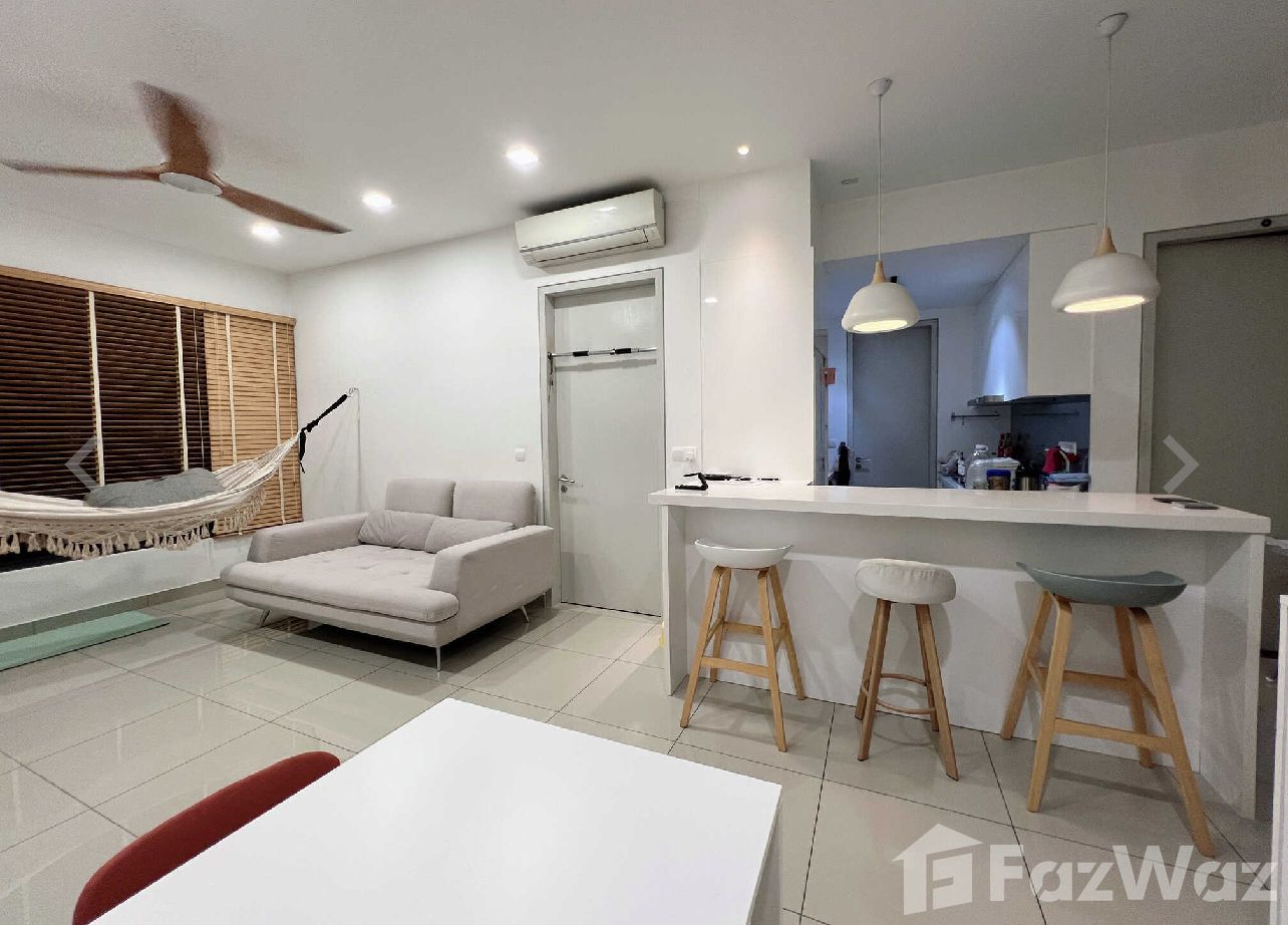 Studio Condo for Rent at The Rochester for ₱8,000/mo | U5679183