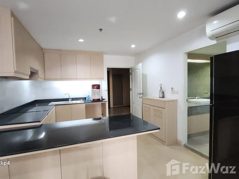 Apartments with River or Canal View for Rent in Bang Rak, Bangkok